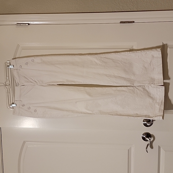 CAbi | Pants & Jumpsuits | Cabi White Pants Size 8 | Poshmark